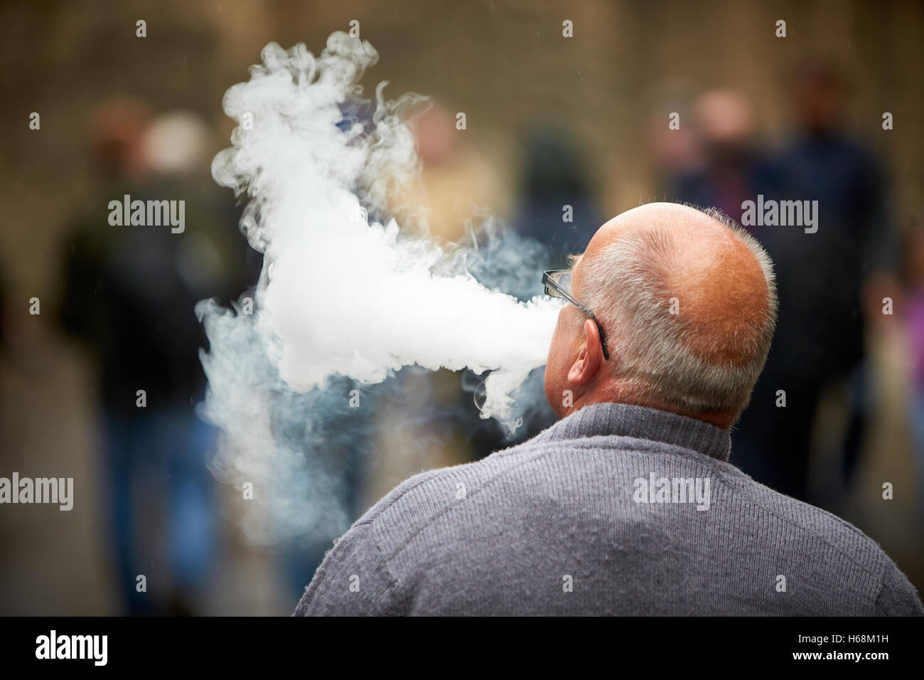 A man vaping Stock Photo - Alamy