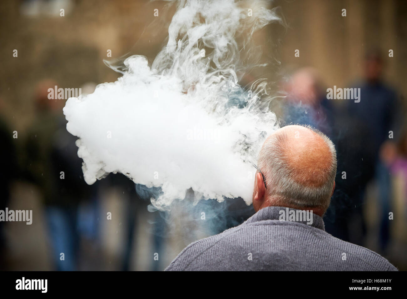 A man vaping Stock Photo - Alamy