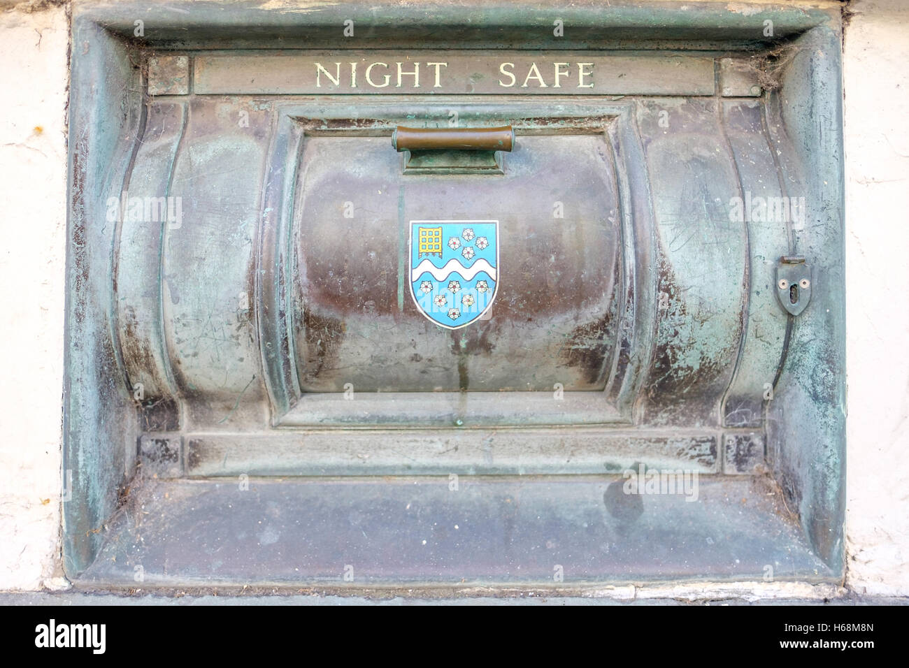 Barclays bank night safe hi-res stock photography and images - Alamy