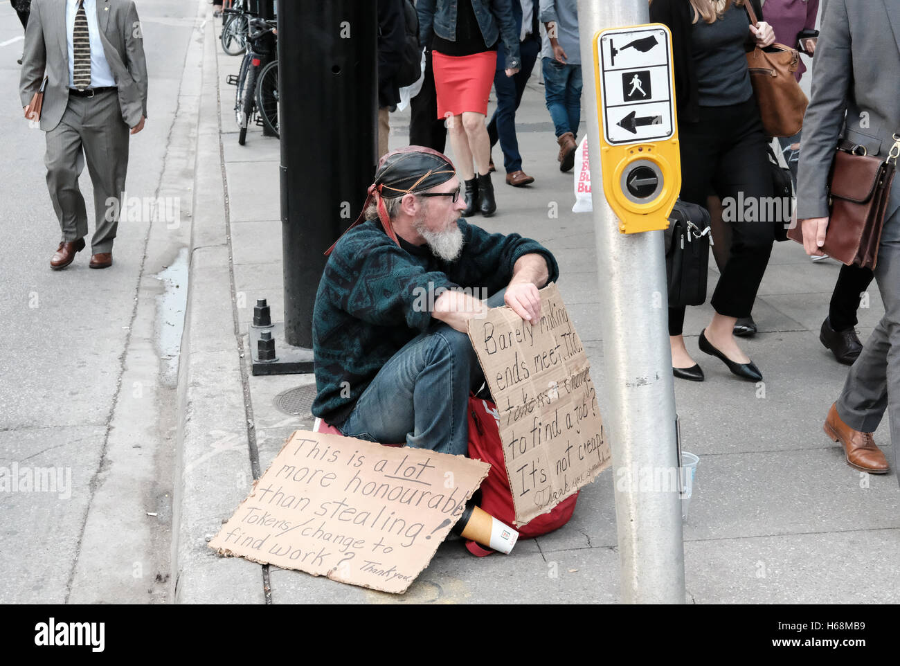 Written from new york city hi-res stock photography and images - Alamy