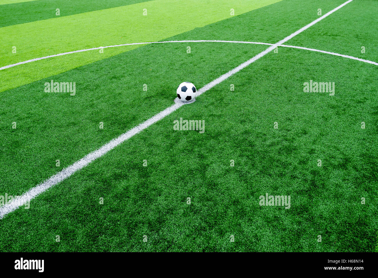 soccer field grass with ball at kick off point Stock Photo - Alamy