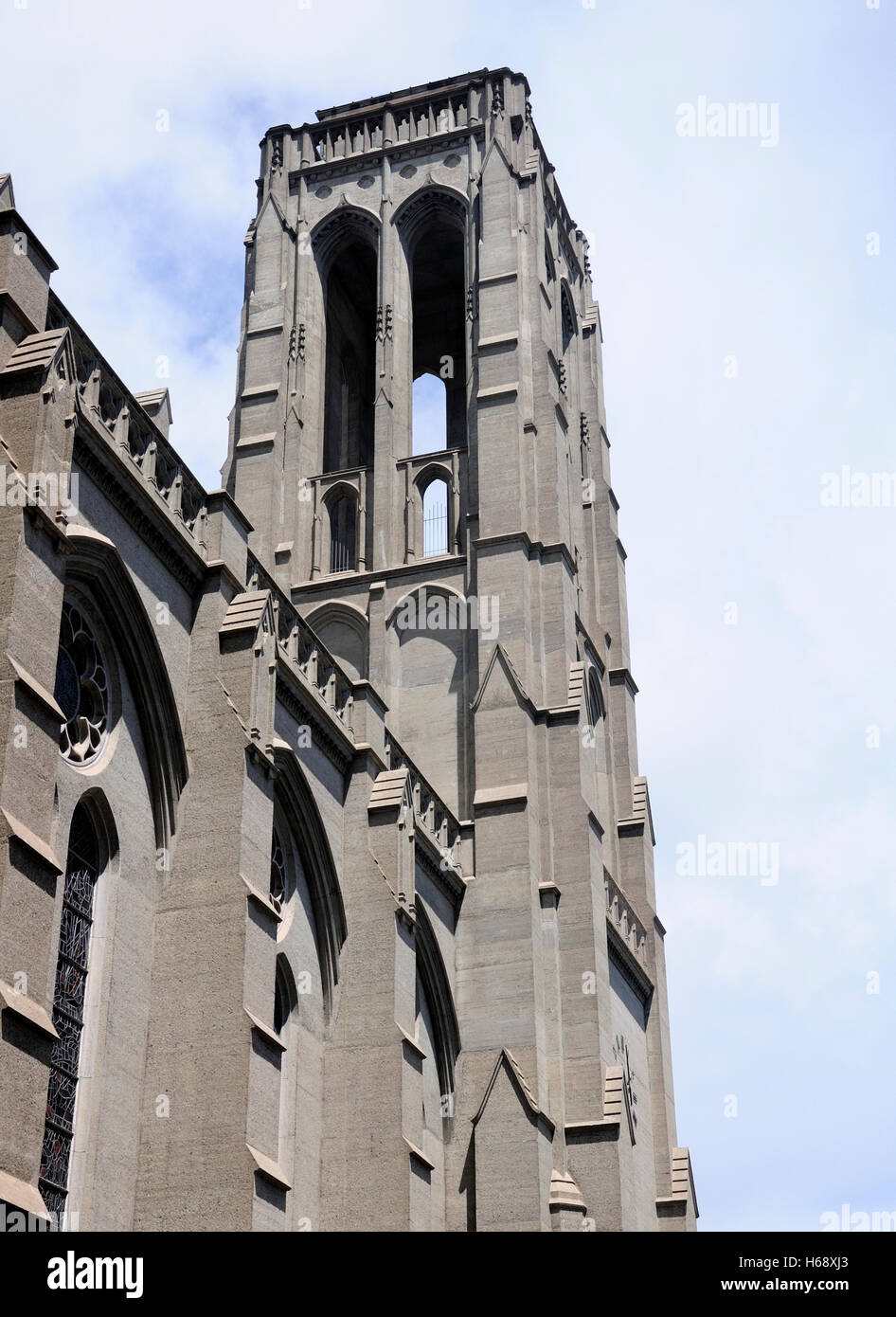 The exterior of the gothic Grace cathedral church in San Francisco ...