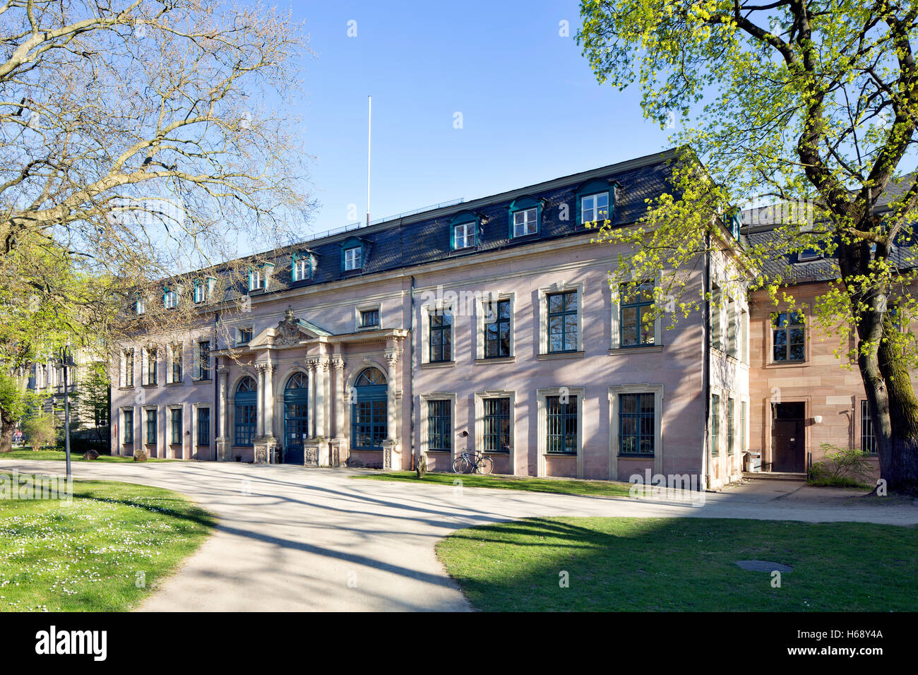 Fau building hi-res stock photography and images - Alamy