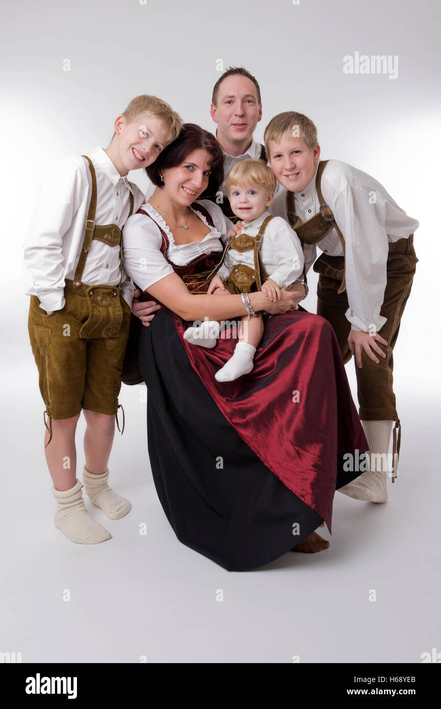 Family wearing traditional clothes hi-res stock photography and images ...
