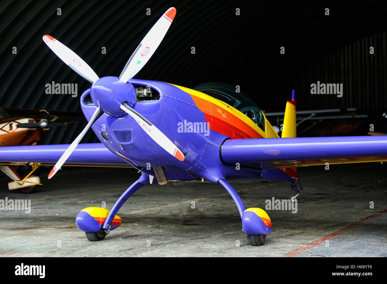 Ea 300l hi-res stock photography and images - Alamy