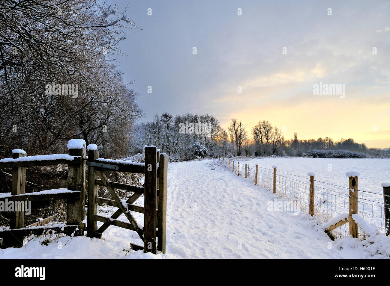 Snowy landscape, Cornmill Meadow, England, United Kingdom, Europe Stock ...