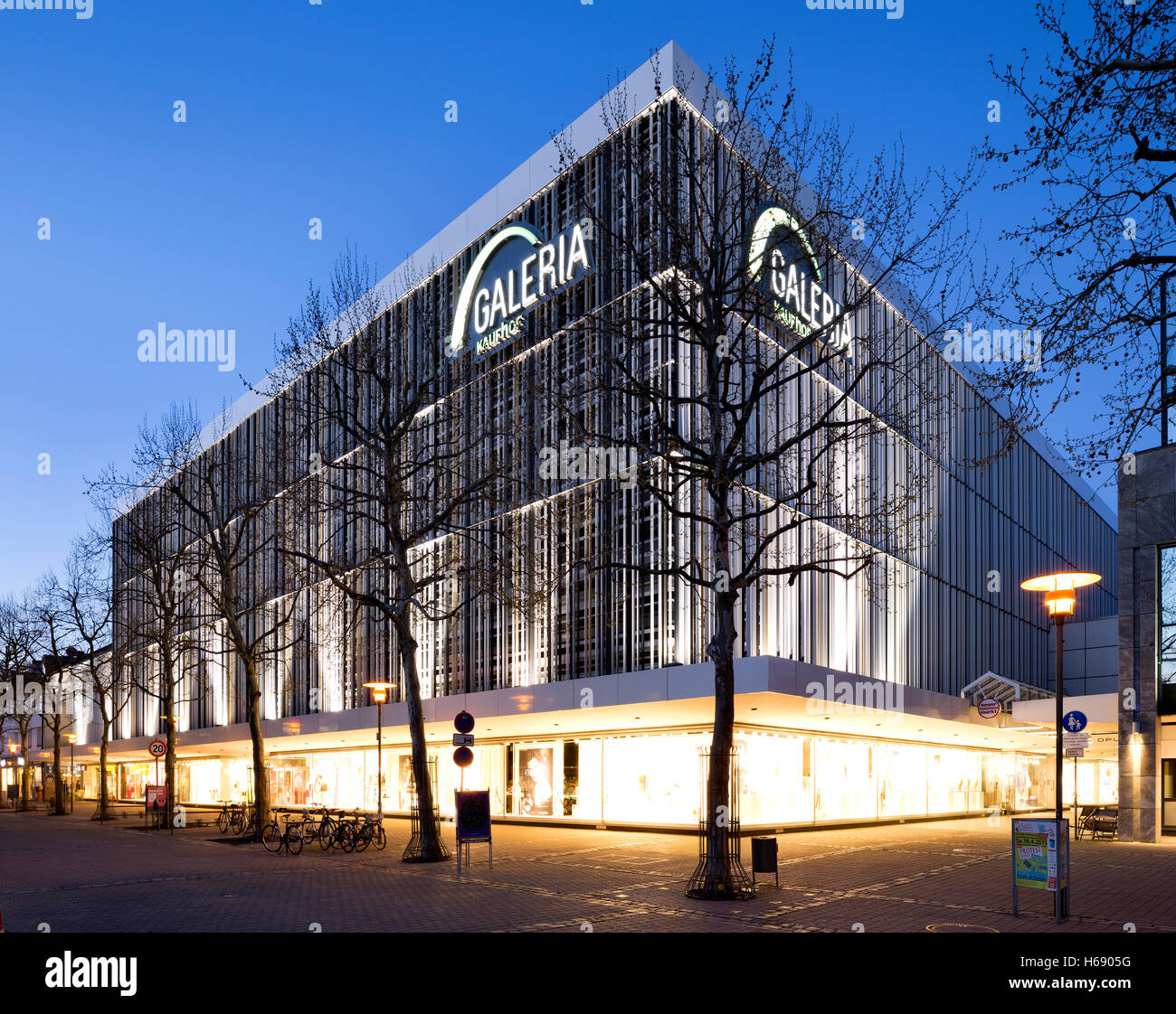 Galeria kaufhof hi-res stock photography and images - Alamy