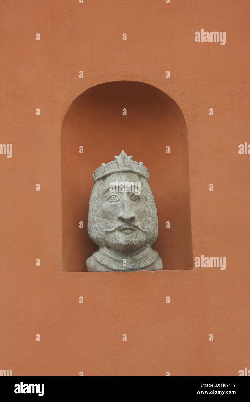 A niche with a statue of a king's head, Castle District, Budapest ...