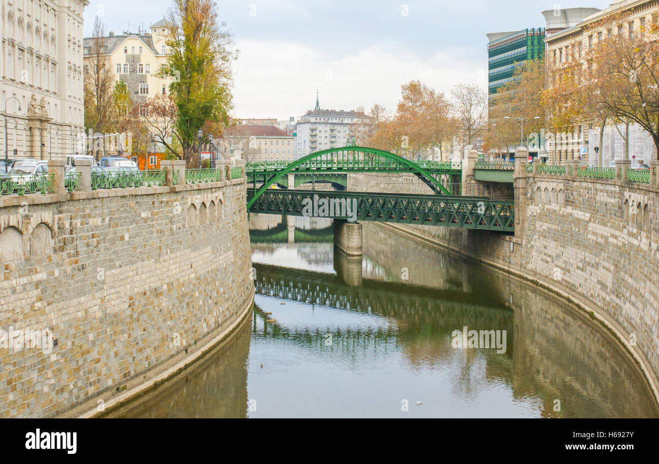 Interesting architectural construction of different bridges in Vienna ...