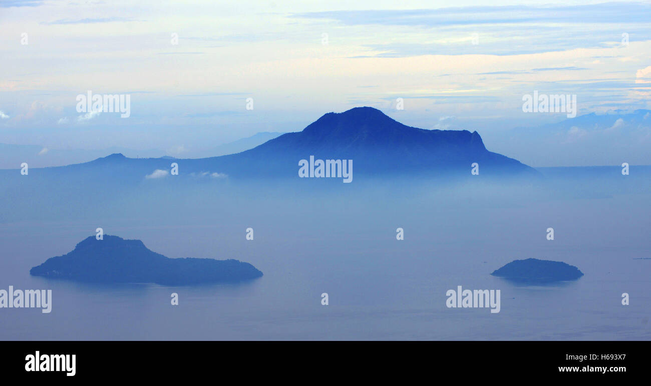 Beautiful Taal volcanic lake in Batangas, Philippines Stock Photo - Alamy