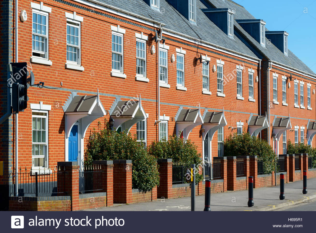 Row Of New Build Houses Uk High Resolution Stock Photography and Images ...