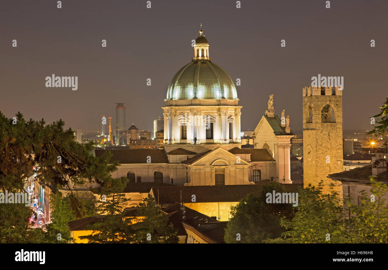Brescia - The Duomo cupola over the town at night Stock Photo - Alamy