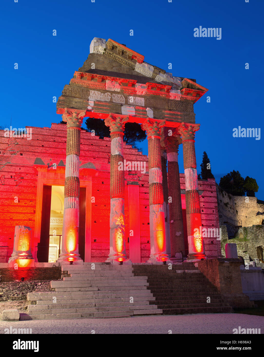 Brescia - The Capitolium in evening dusk Stock Photo - Alamy