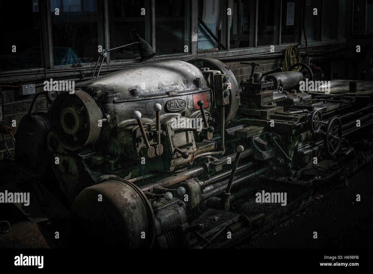 Mechanical lathe hi-res stock photography and images - Alamy