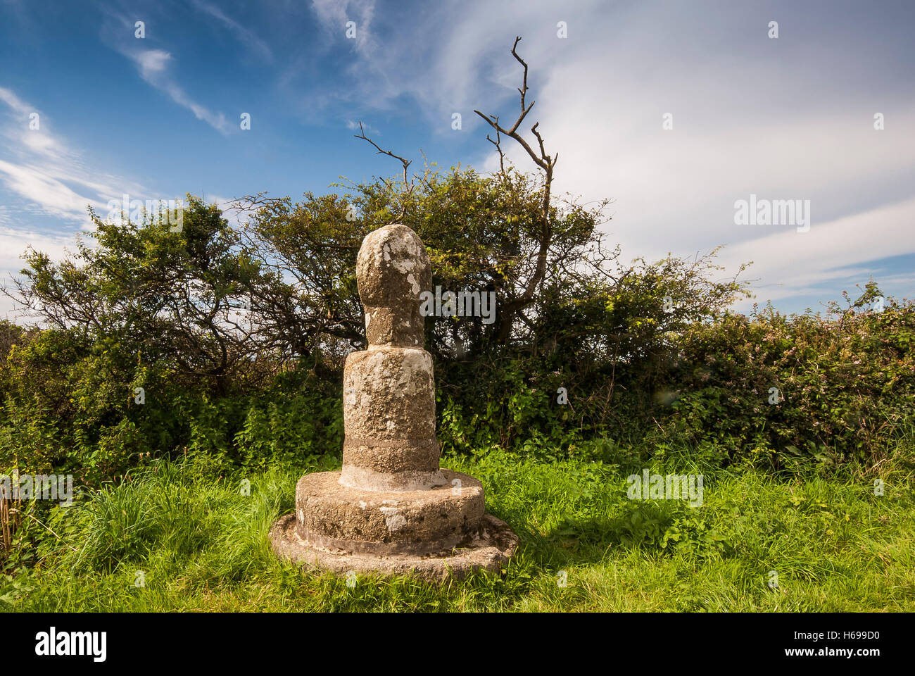 Worn cross hi-res stock photography and images - Alamy