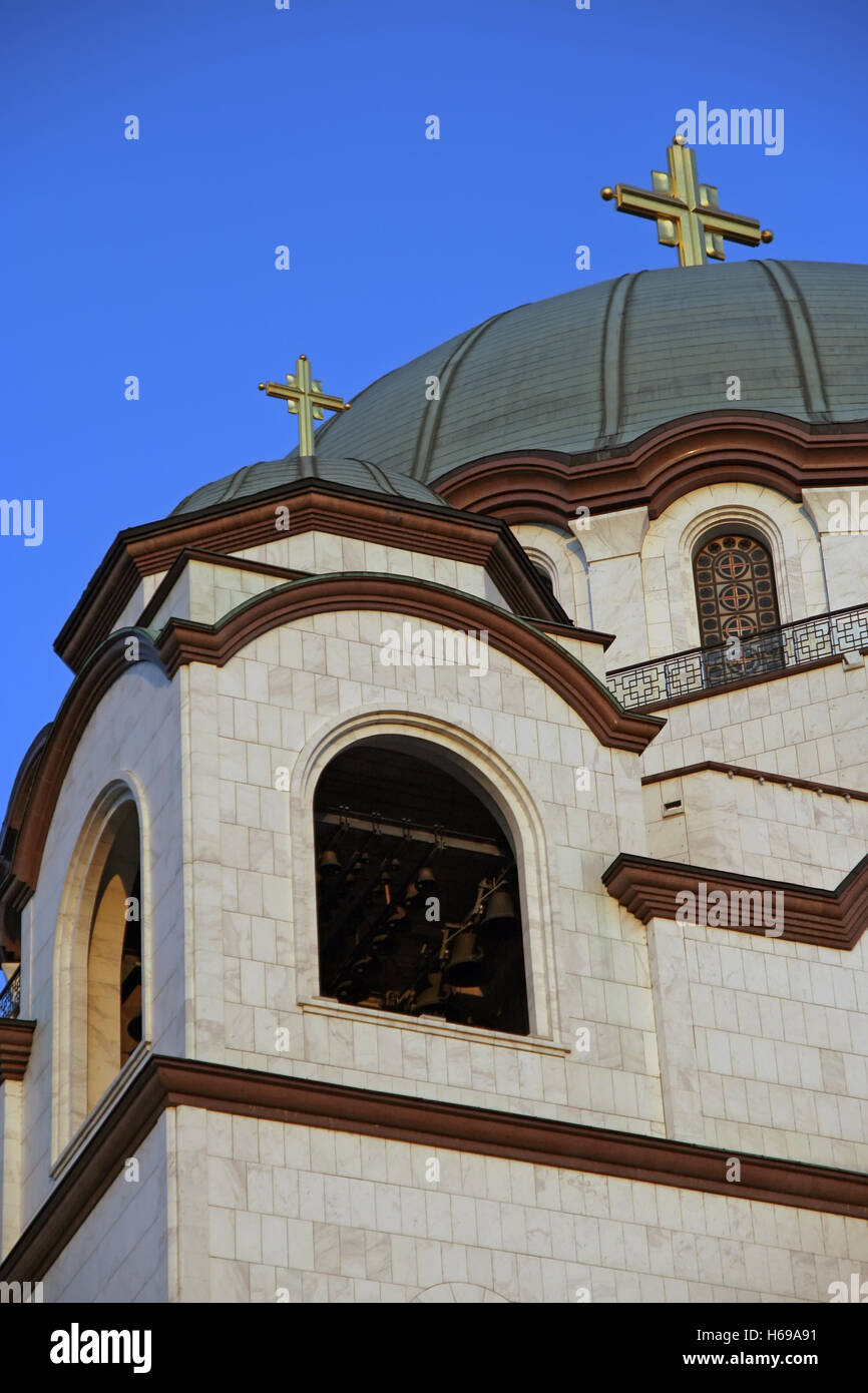 Big white church hi-res stock photography and images - Alamy