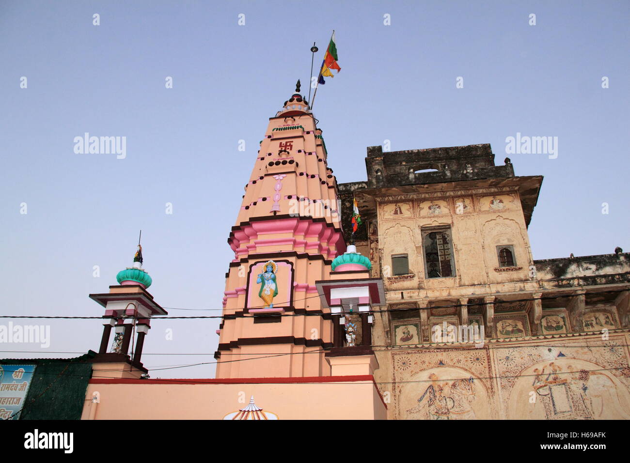 Vishnu mandir hi-res stock photography and images - Alamy