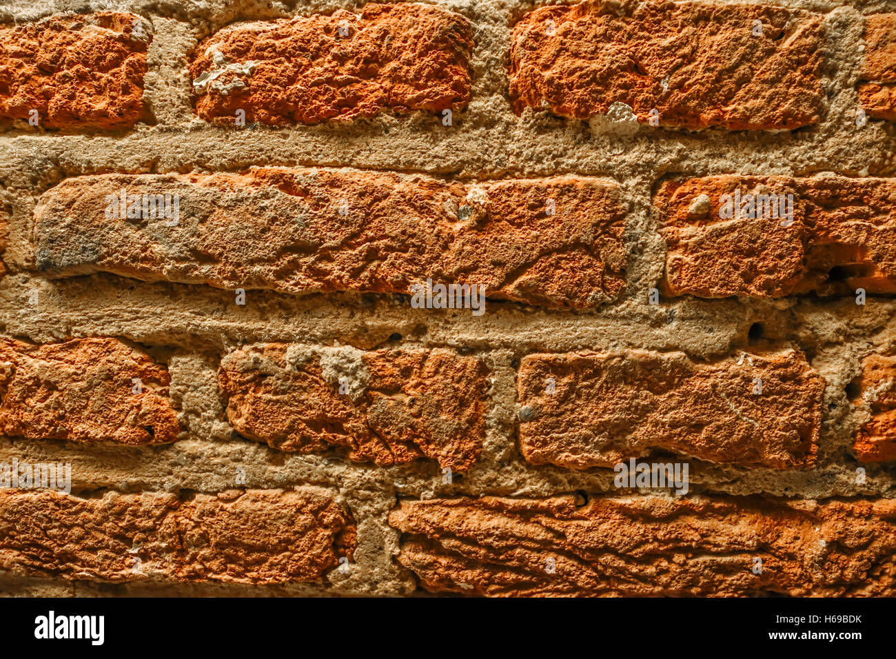 Brick repeat hi-res stock photography and images - Alamy