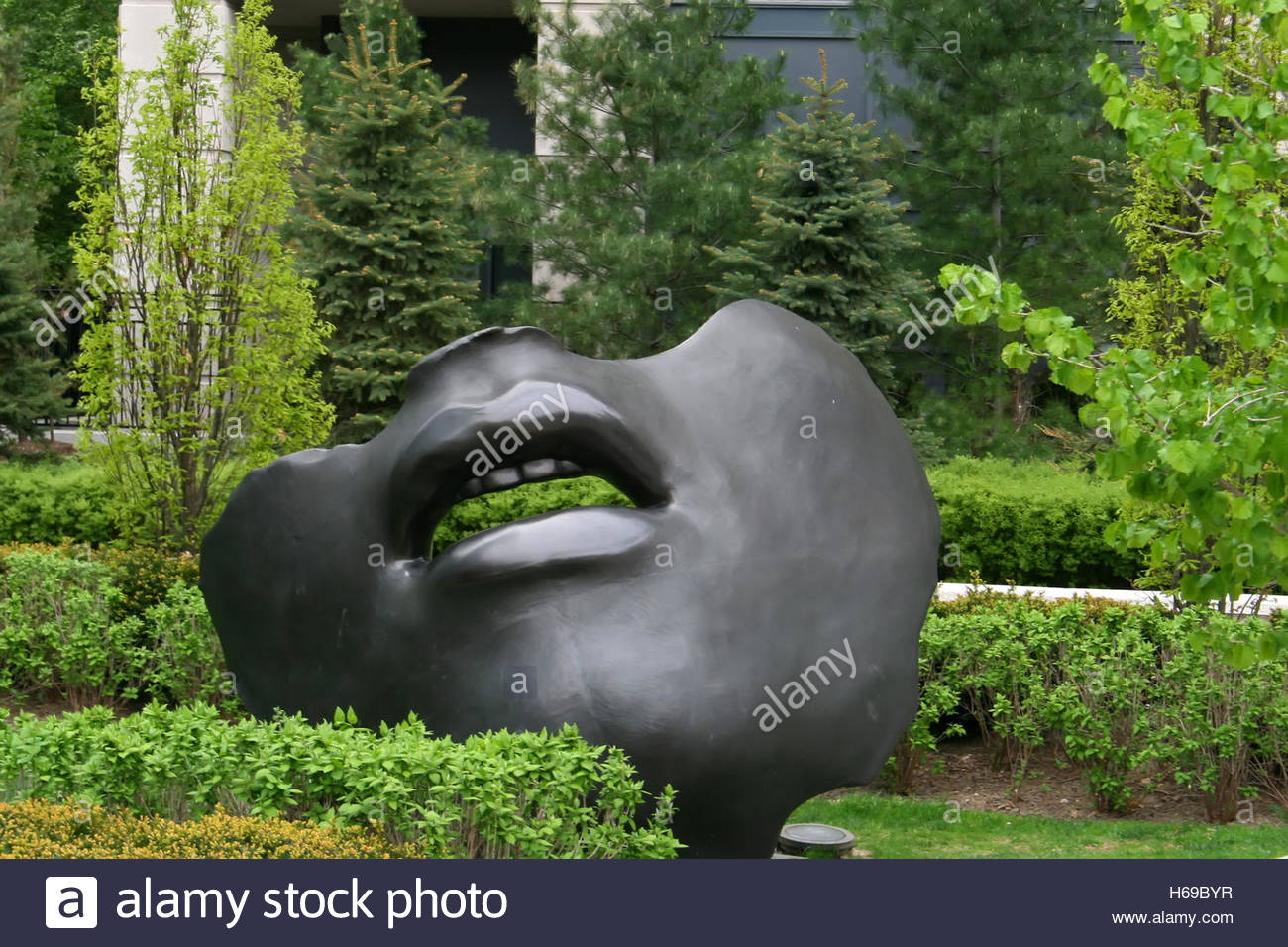 Half Sculpture High Resolution Stock Photography and Images - Alamy