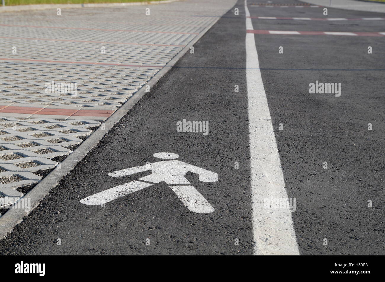 Pedestrian route road sign hi-res stock photography and images - Alamy
