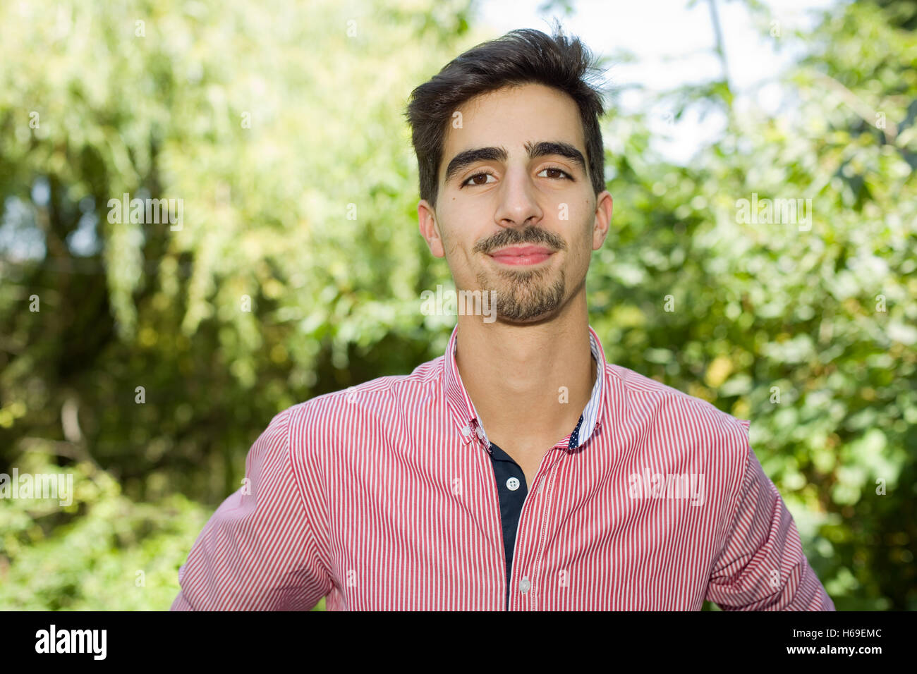 Smiling teen male outdoor hi-res stock photography and images - Alamy