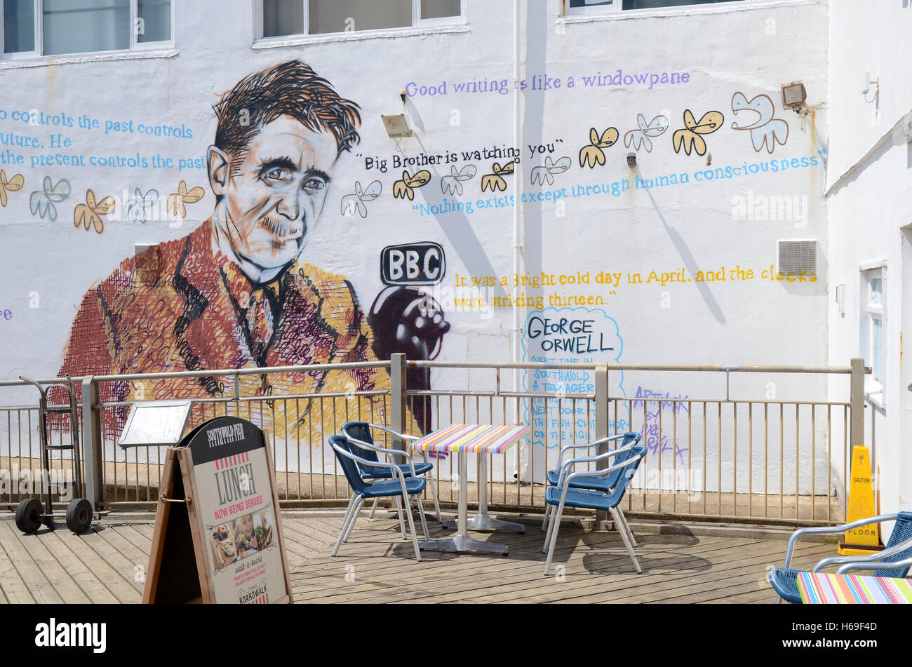 George Orwell mural, Southwold Pier, Suffolk Stock Photo - Alamy