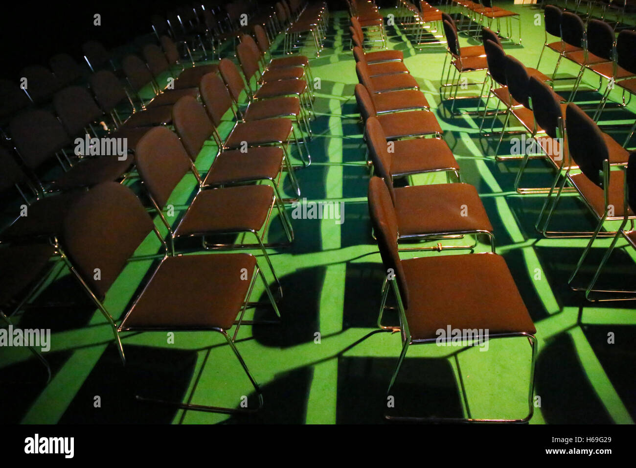 Office chairs from above hi-res stock photography and images - Alamy