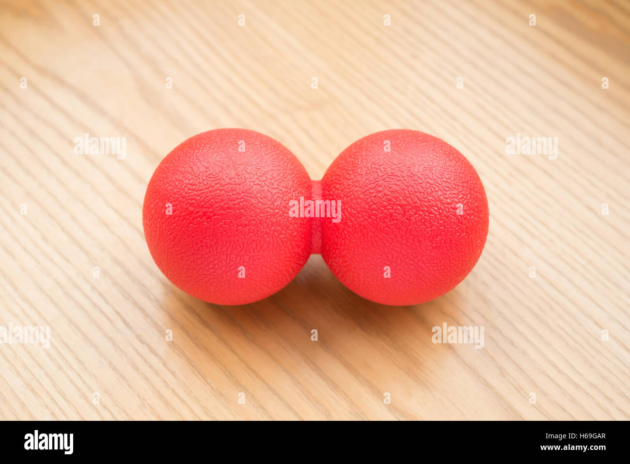 Small red round hi-res stock photography and images - Alamy