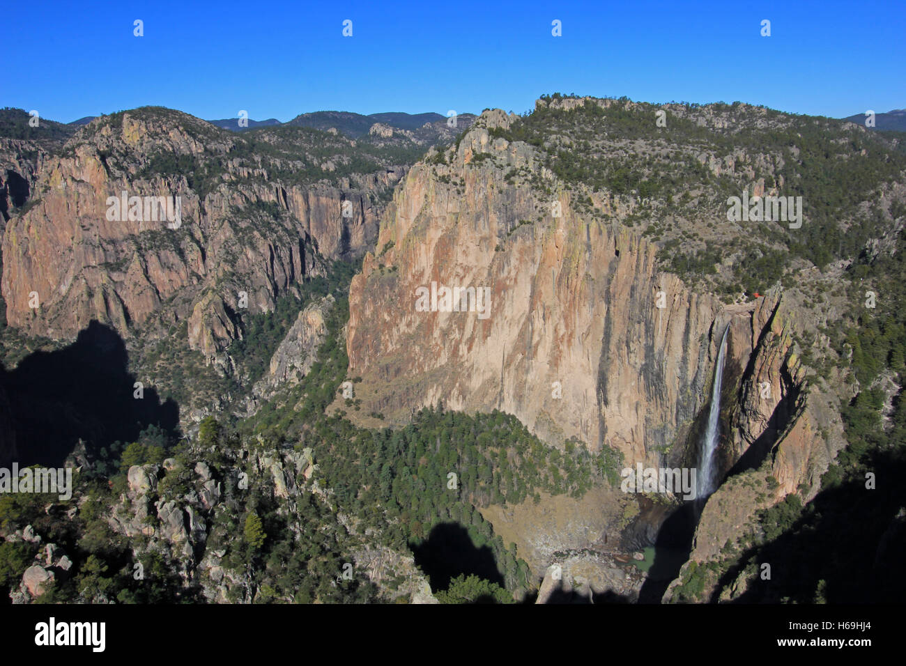 Basaseachic waterfall panoramic view Stock Photo - Alamy