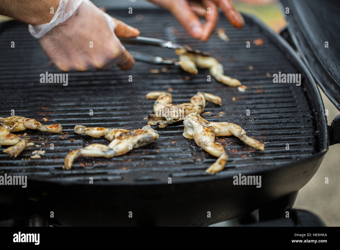 close up of frog meat grill at street market Stock Photo - Alamy