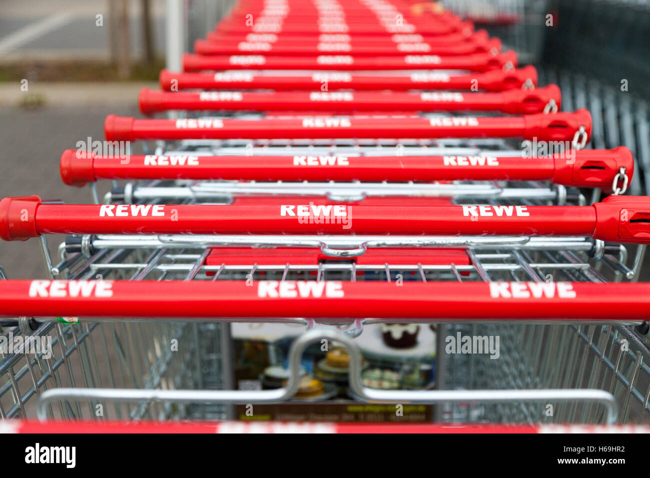 Rewe supermarket hi-res stock photography and images - Alamy