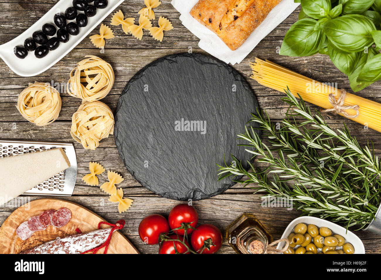 Italian food ingredients Stock Photo - Alamy