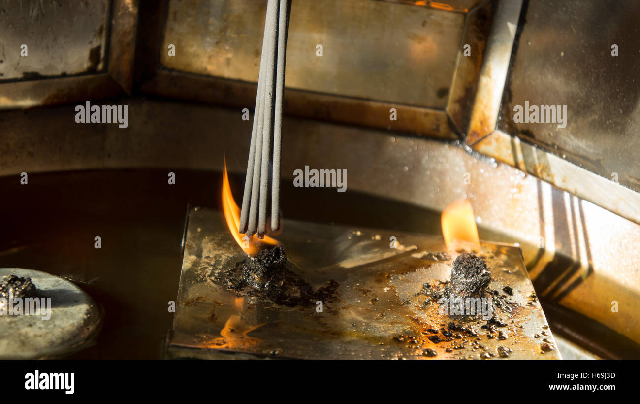 Worship light hi-res stock photography and images - Alamy