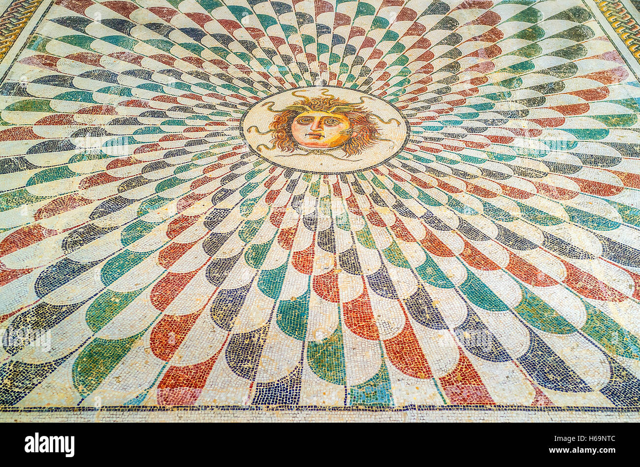 Roman mosaic medusa hi-res stock photography and images - Alamy