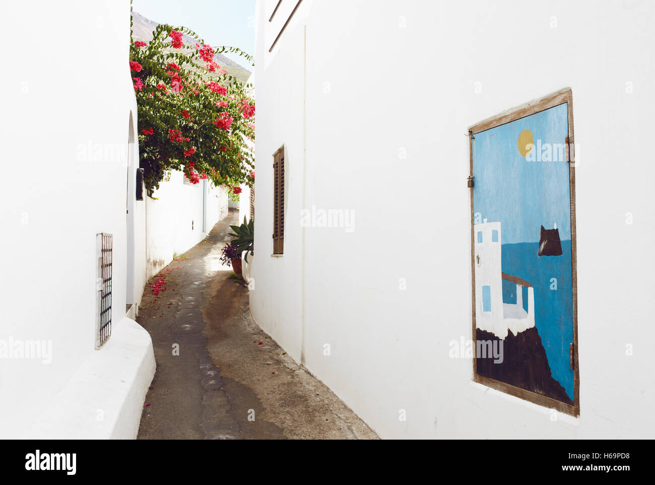 Stromboli village hi-res stock photography and images - Alamy