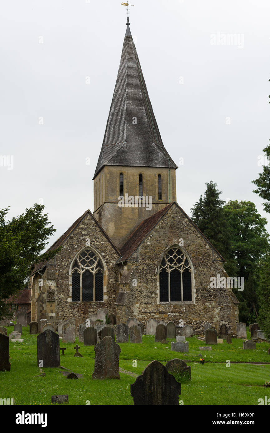 Shere village surrey hi-res stock photography and images - Alamy