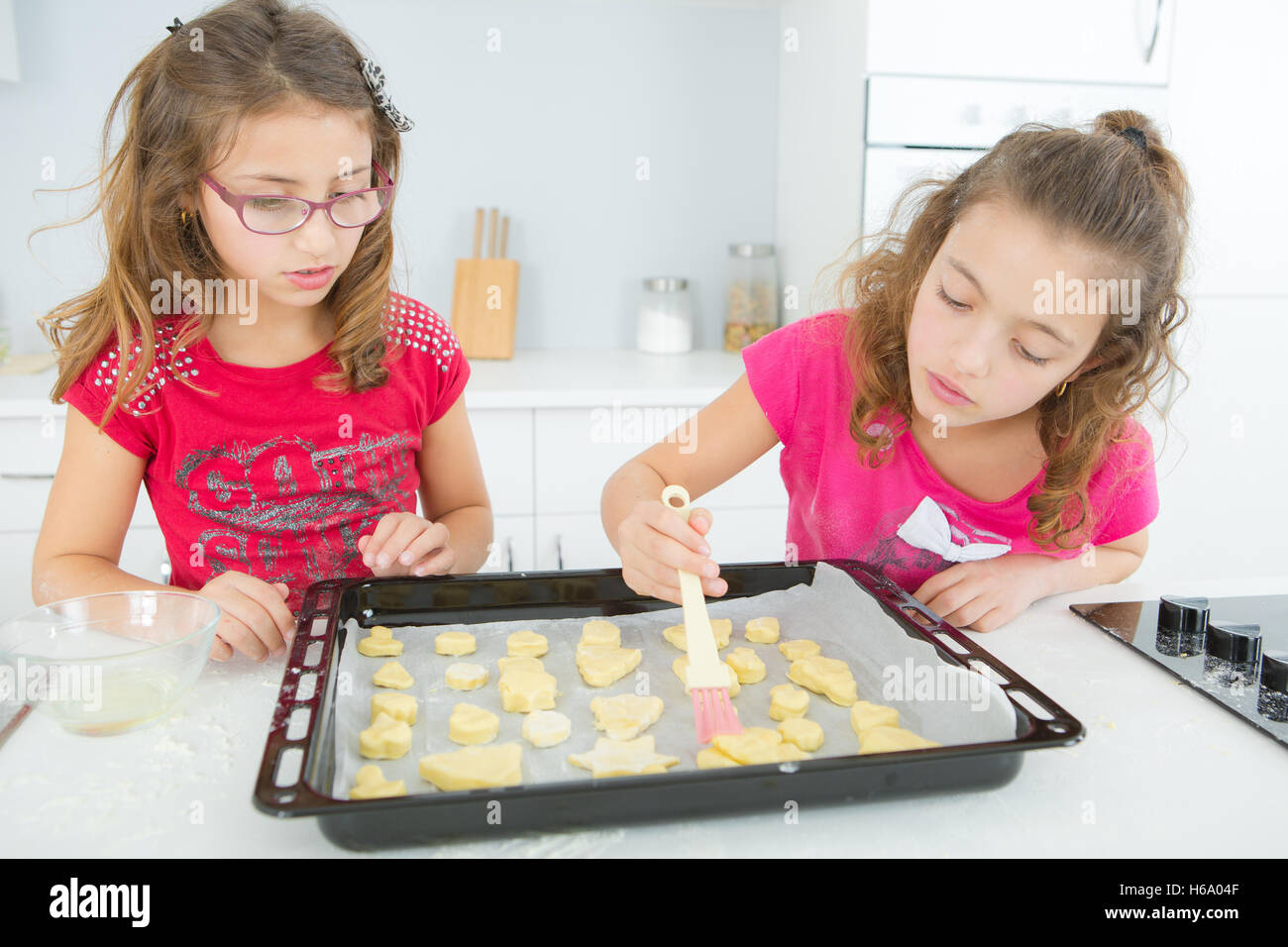 Family bake day Stock Photo - Alamy
