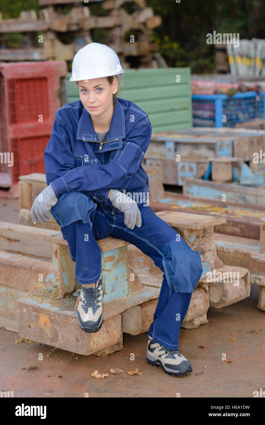 Portrait of female manual worker Stock Photo - Alamy