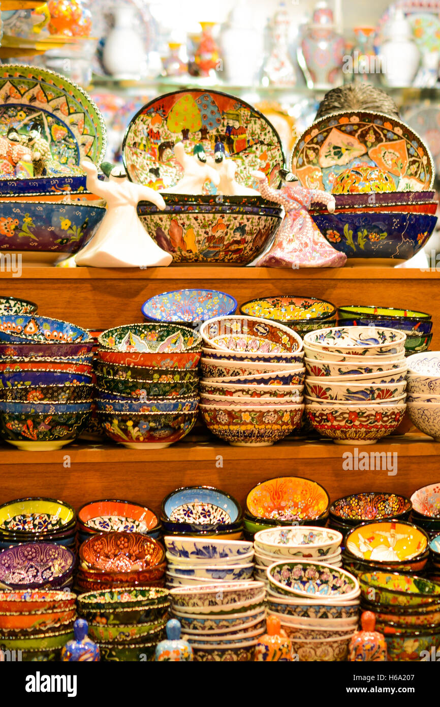 Different type of colorful Turkish ceramic tableware in the Bazaar ...