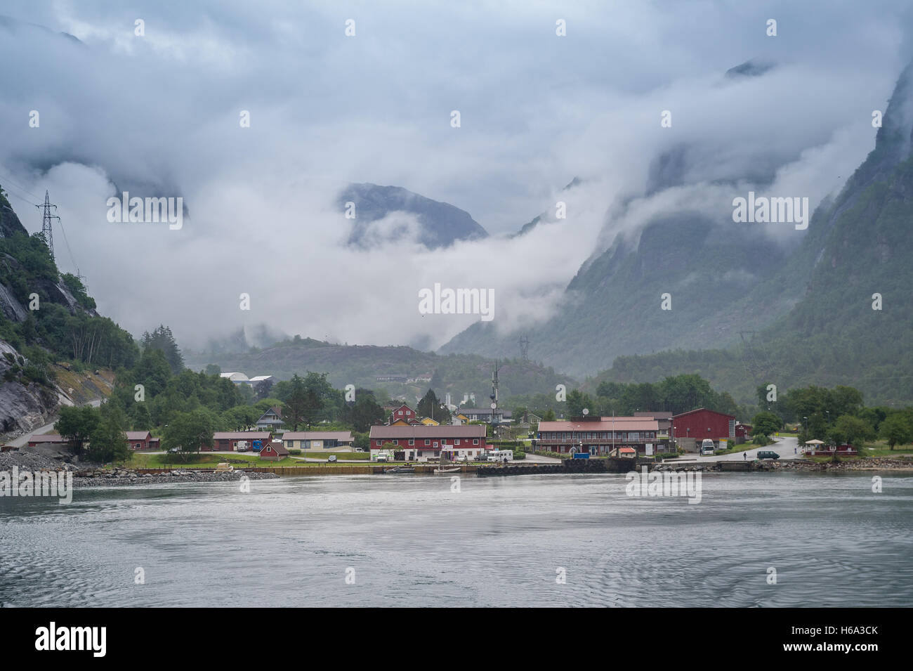 Lysebotn fjord hi-res stock photography and images - Alamy