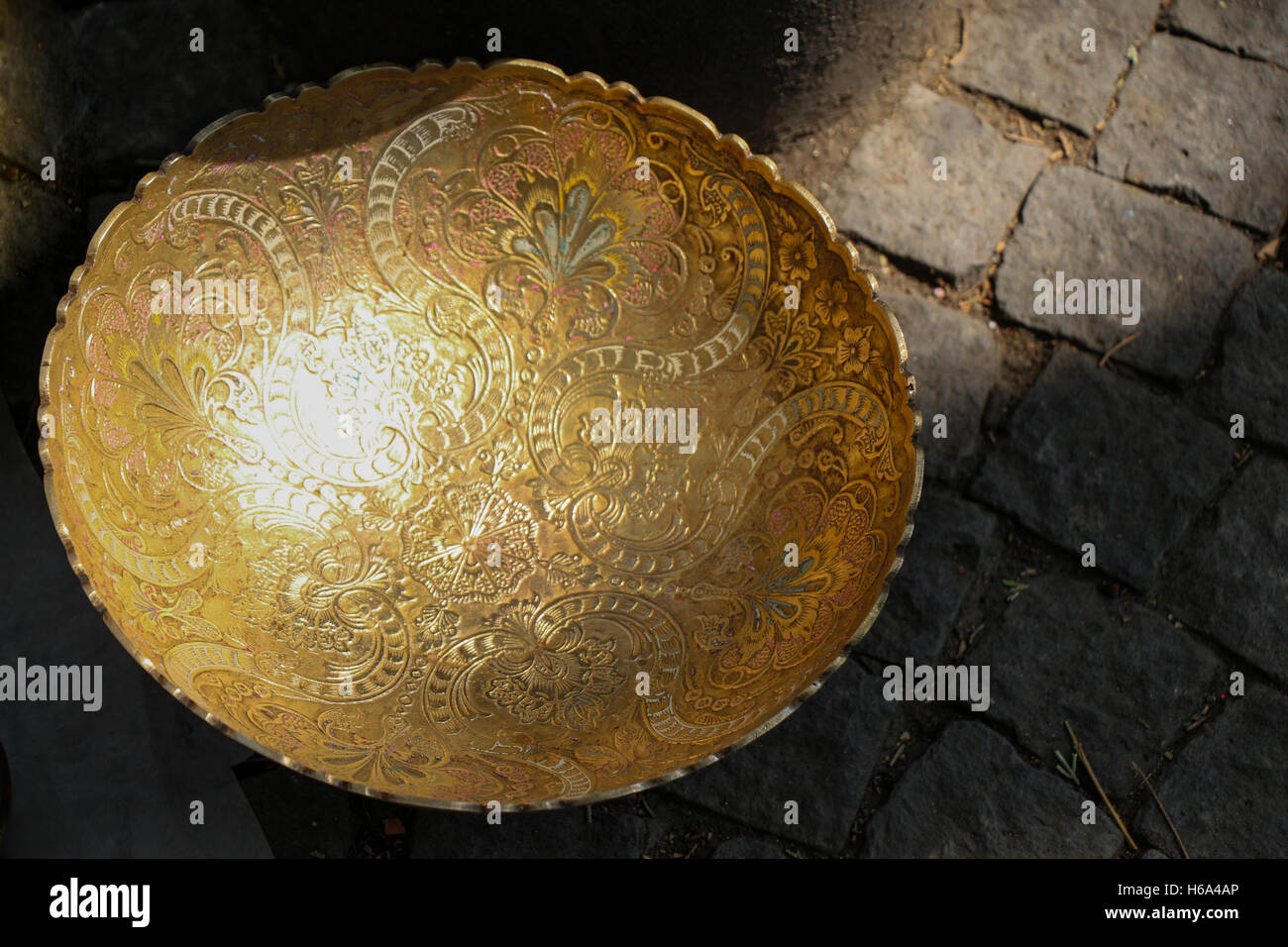 Antique decorative metallic traditional pattern plate Stock Photo - Alamy