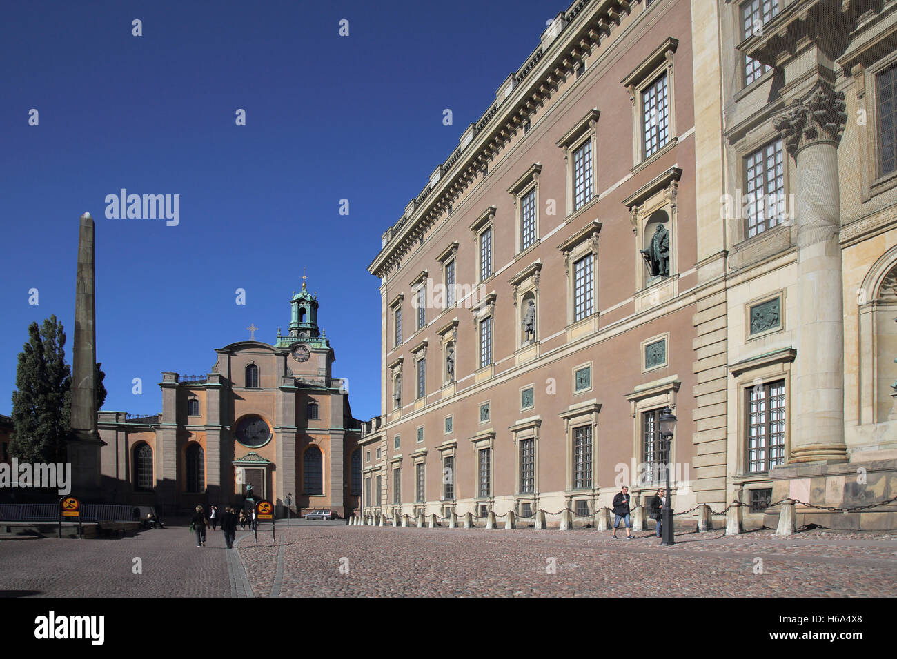 slottsbacken square stockholm Stock Photo - Alamy