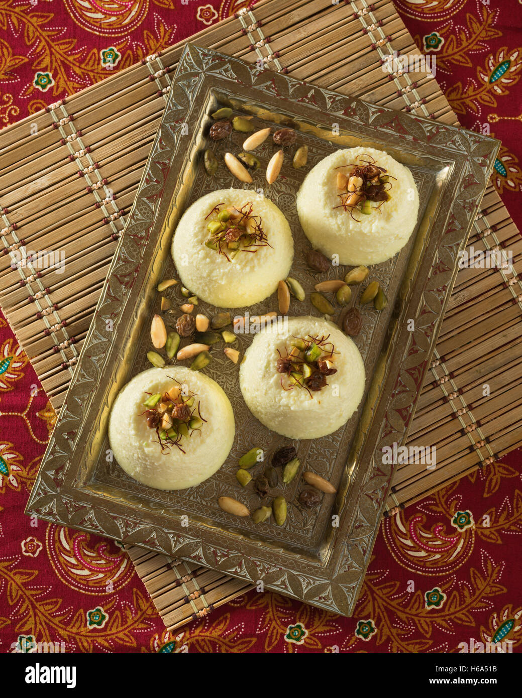 Bhapa doi. Bengali steamed yogurt dessert Stock Photo - Alamy
