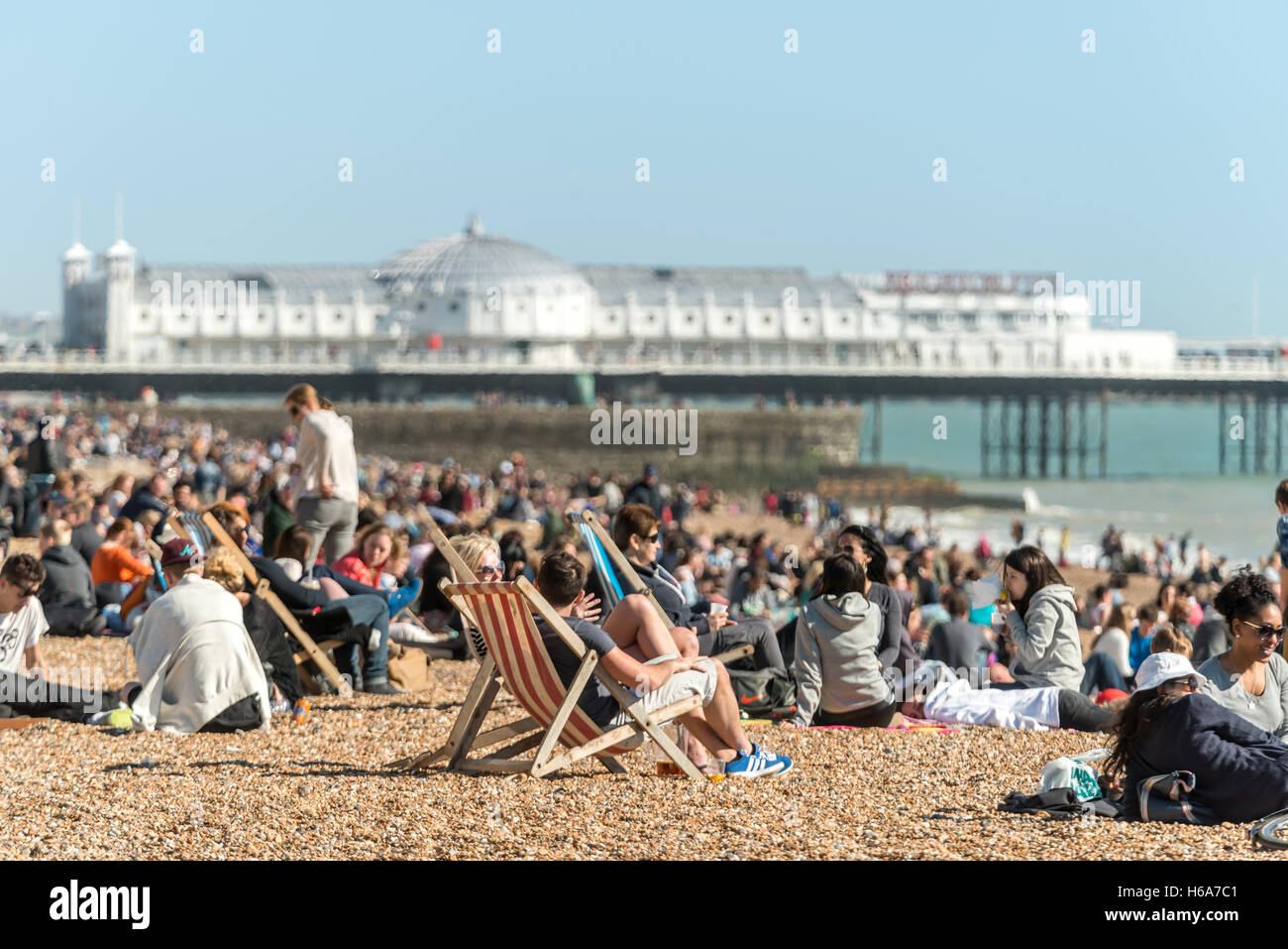 A bright March morning on Brighton seafront Stock Photo - Alamy