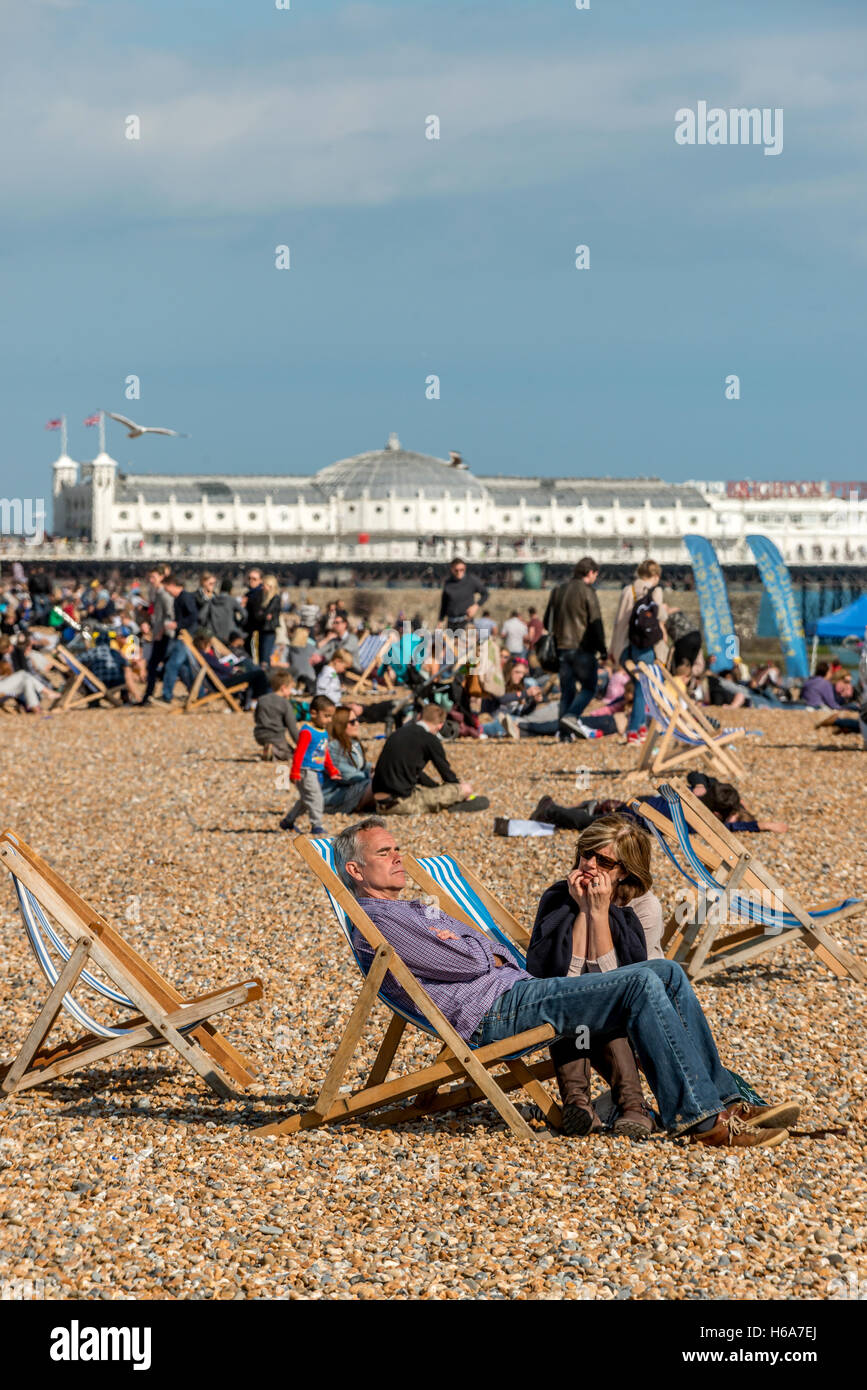 A bright, busy May morning on Brighton seafront Stock Photo - Alamy