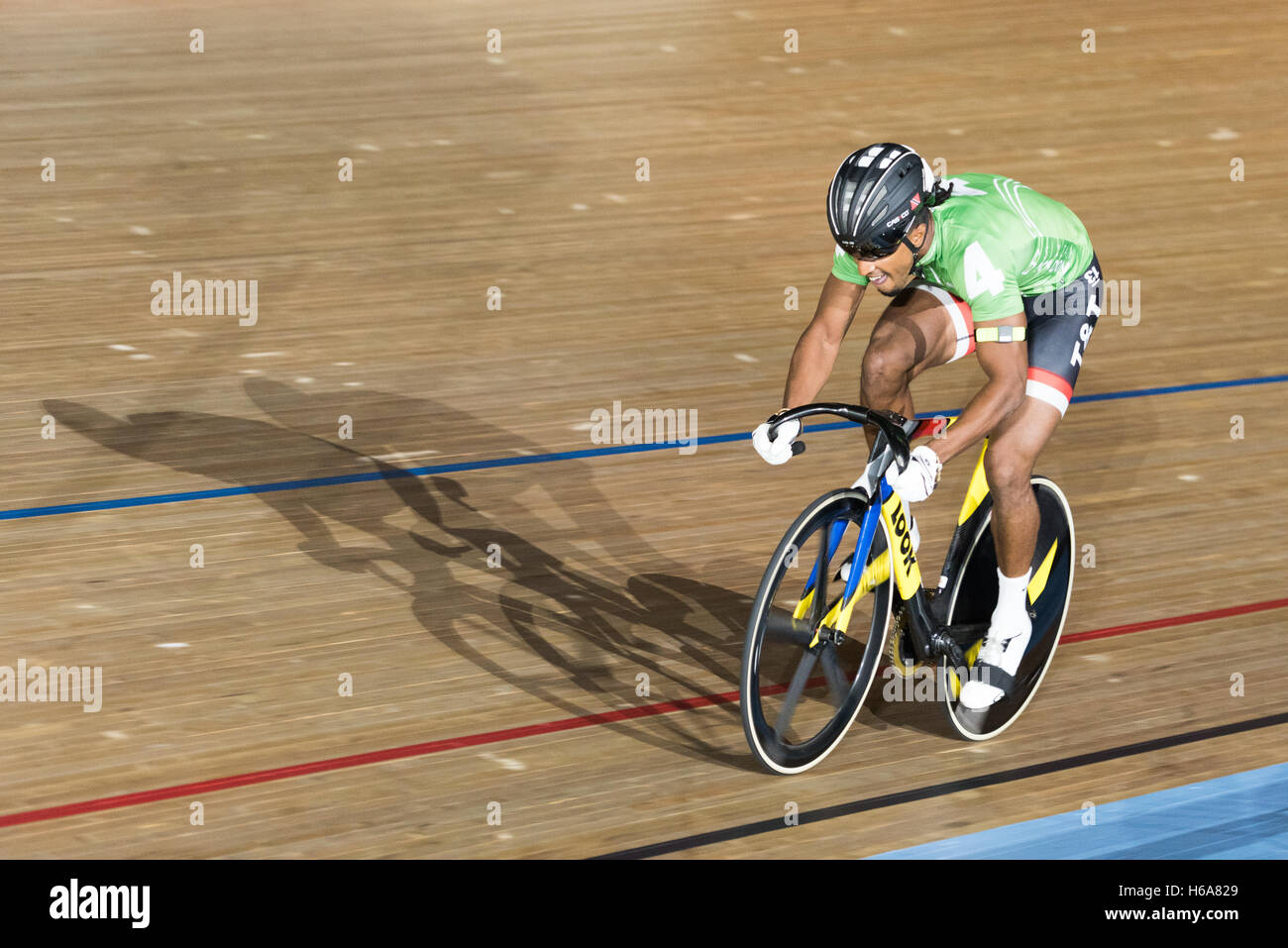 1st place finish line hi-res stock photography and images - Alamy