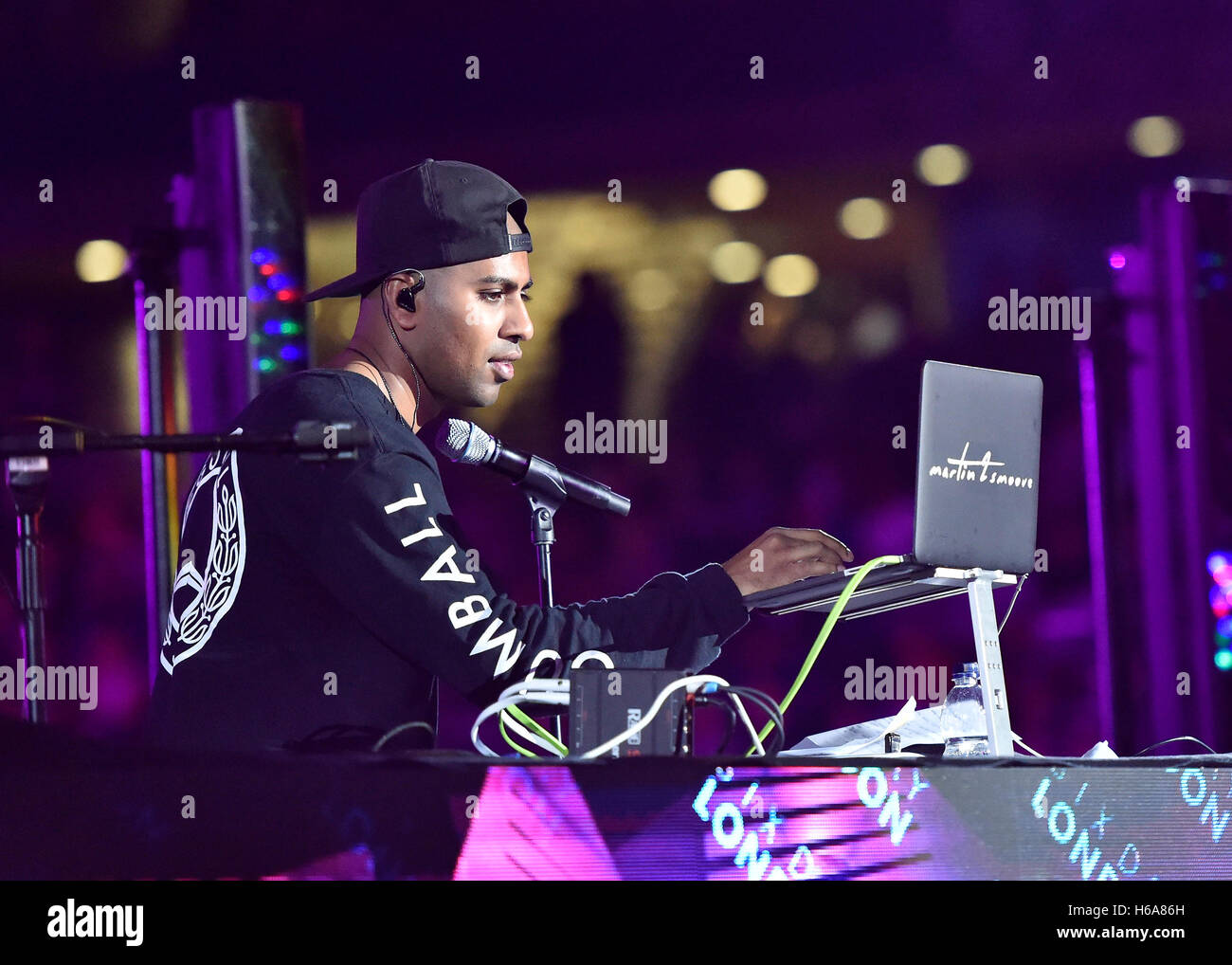 World dj day hi-res stock photography and images - Alamy