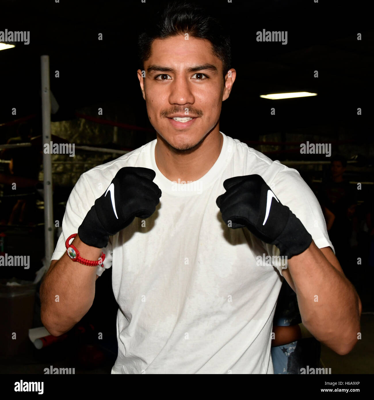 Jessy Vargas does his final workouts for his upcoming fight with Manny ...