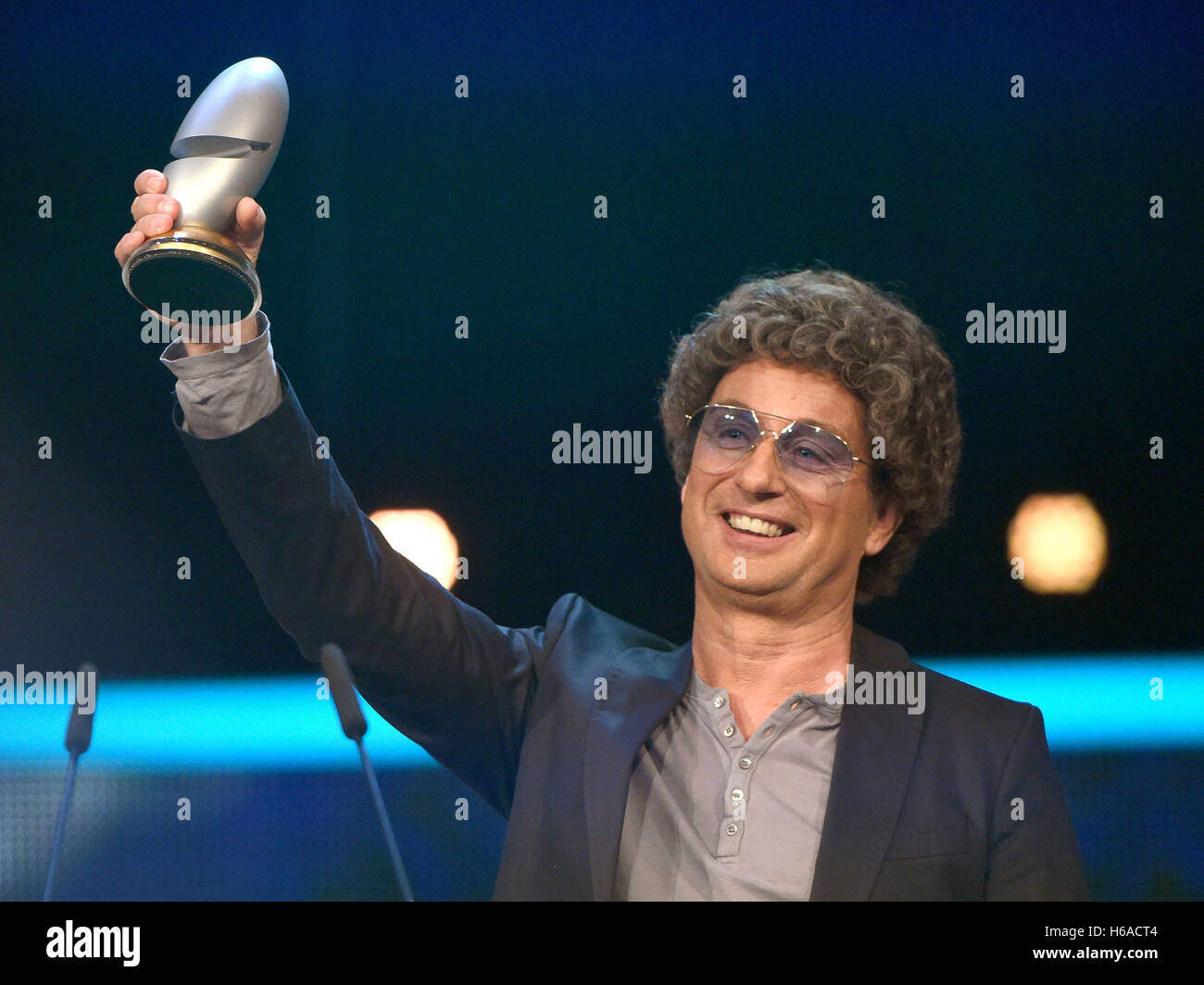 Solo programm hi-res stock photography and images - Alamy