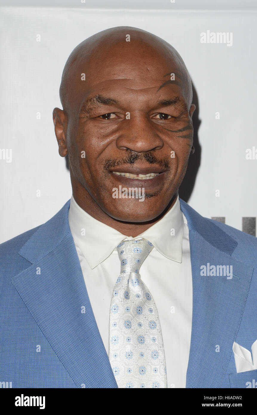 Los Angeles, Ca, USA. 25th Oct, 2016. Mike Tyson at the Hollywood Walk ...